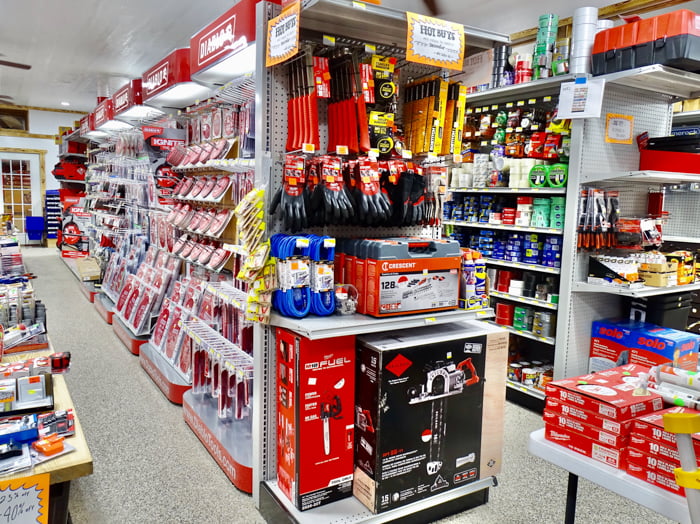 J & M Building Supplies - Colchester, Illinois